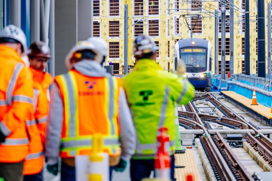 Midweek Roundup – Open Thread 53 – Seattle Transit Blog