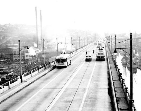 Midweek Roundup: Metro Superhero – Seattle Transit Blog